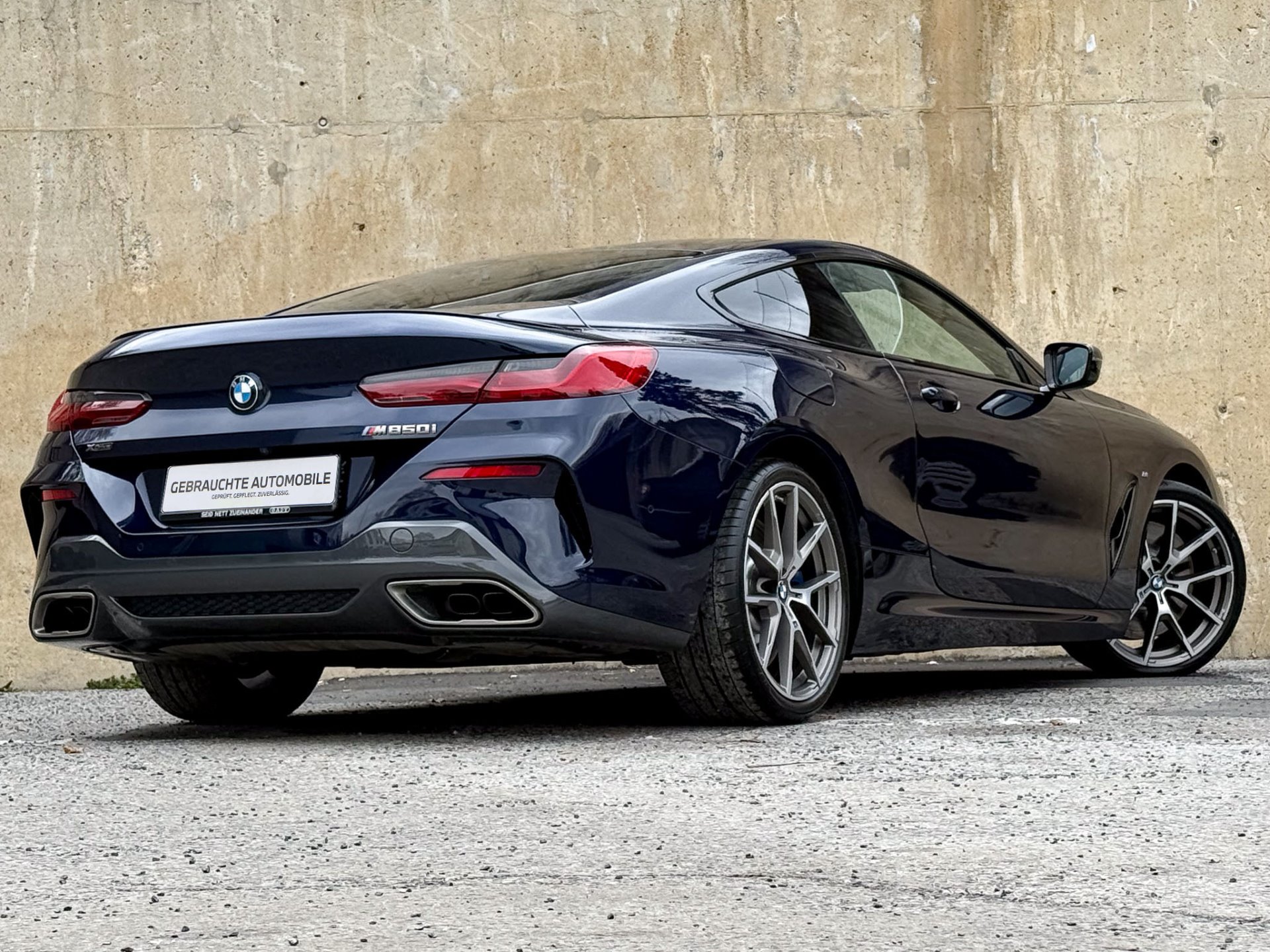 BMW M850i xDrive - Gady Family